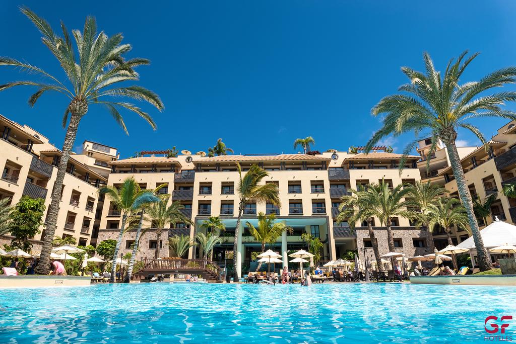 GF Gran Costa Adeje - Holiday Scanner